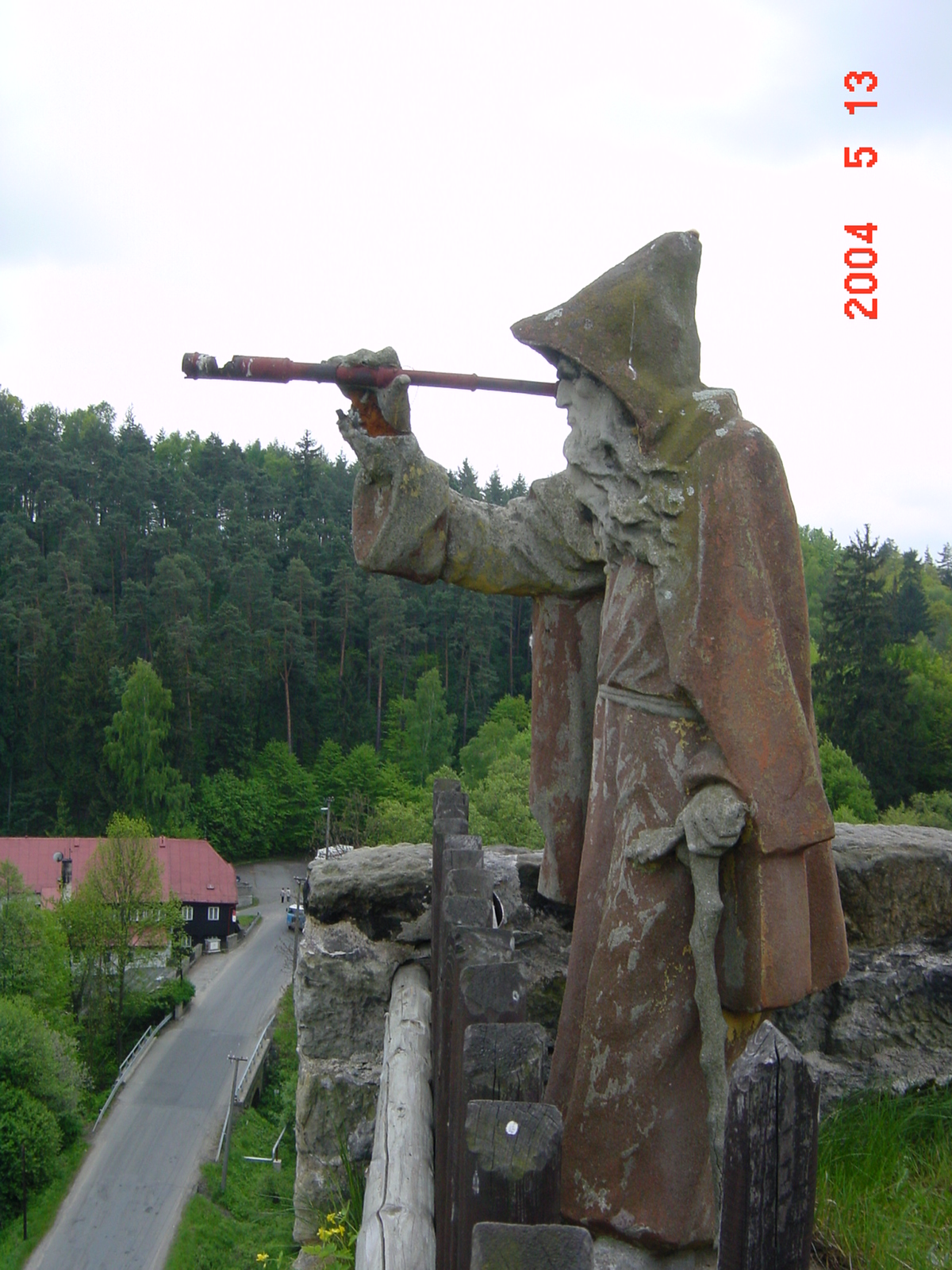 Restaurování sochy poustevníka | Hrad Sloup